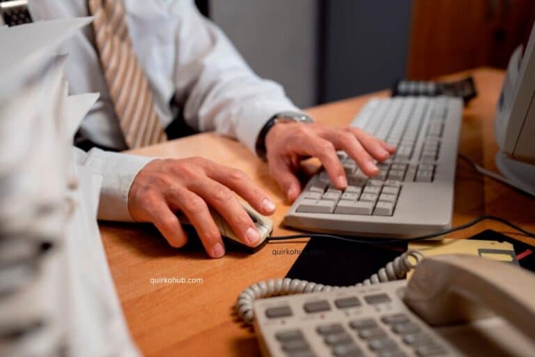 Your Step-by-Step Guide to Landing a Job as a Senior Typist - Quirko hub